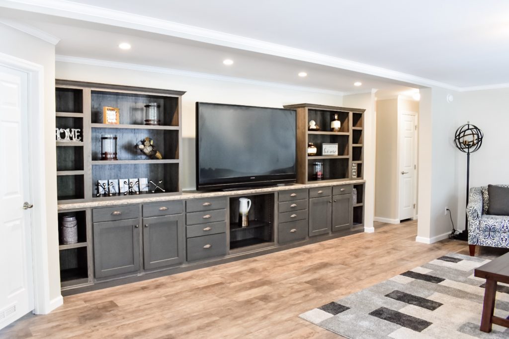 3 highland entertainment center - Pine View